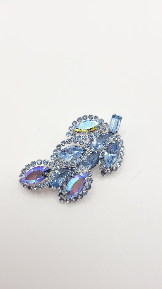 vintage weiss blue rhinestone - Gem
