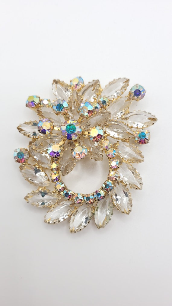 Rhinestone Brooch Unsigned - Gem