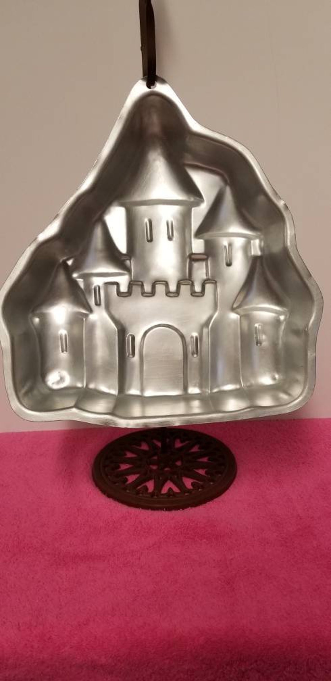Wilton Castle Cake Pan. Vintage Pan. - Etsy Sweden