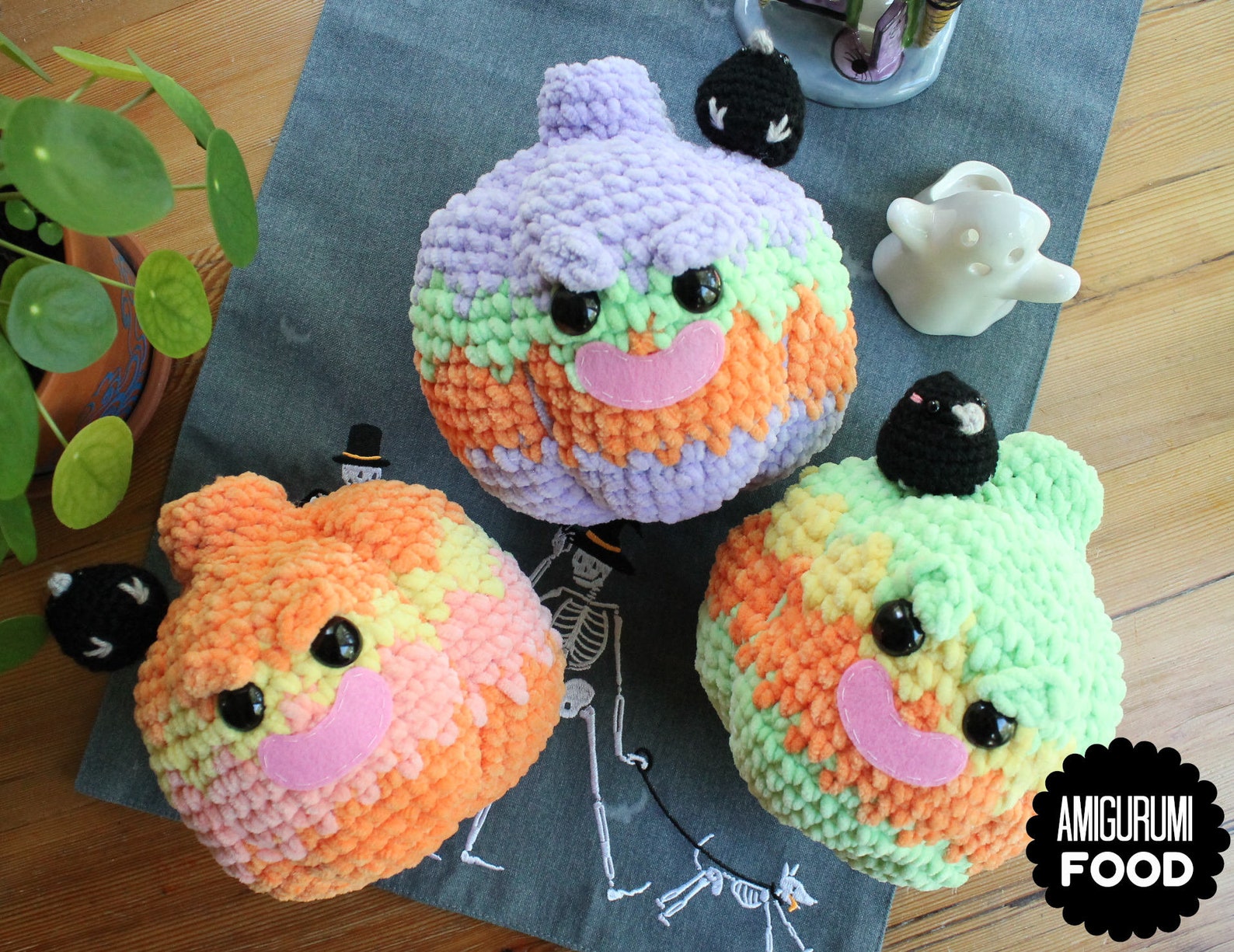 Crochet PATTERN/ Amigurumi Pumpkin Bulky Velvet/chenille Yarn - Etsy