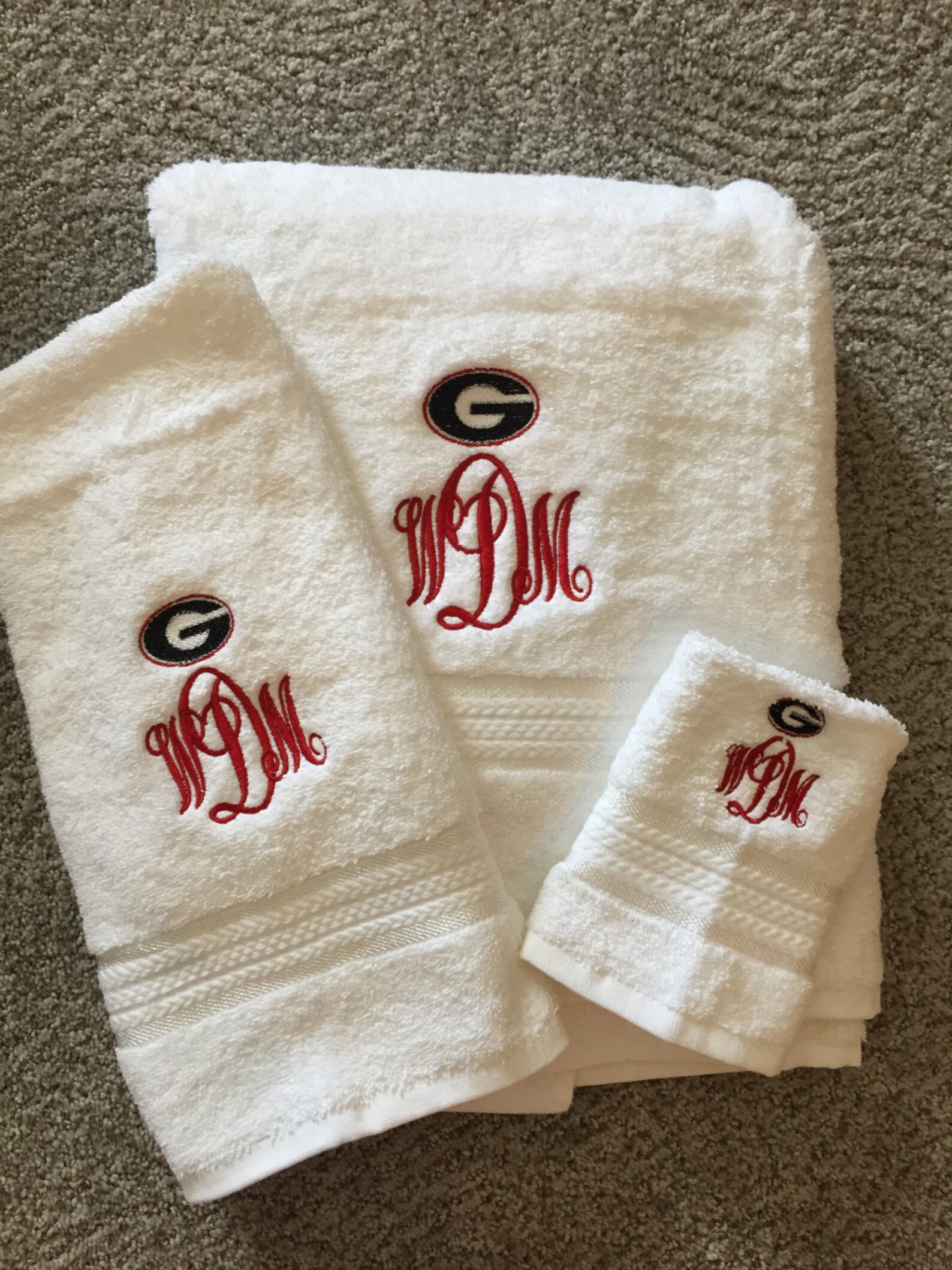 Monogrammed Towel Set Wedding Towels Collegiate Towel Set - Etsy