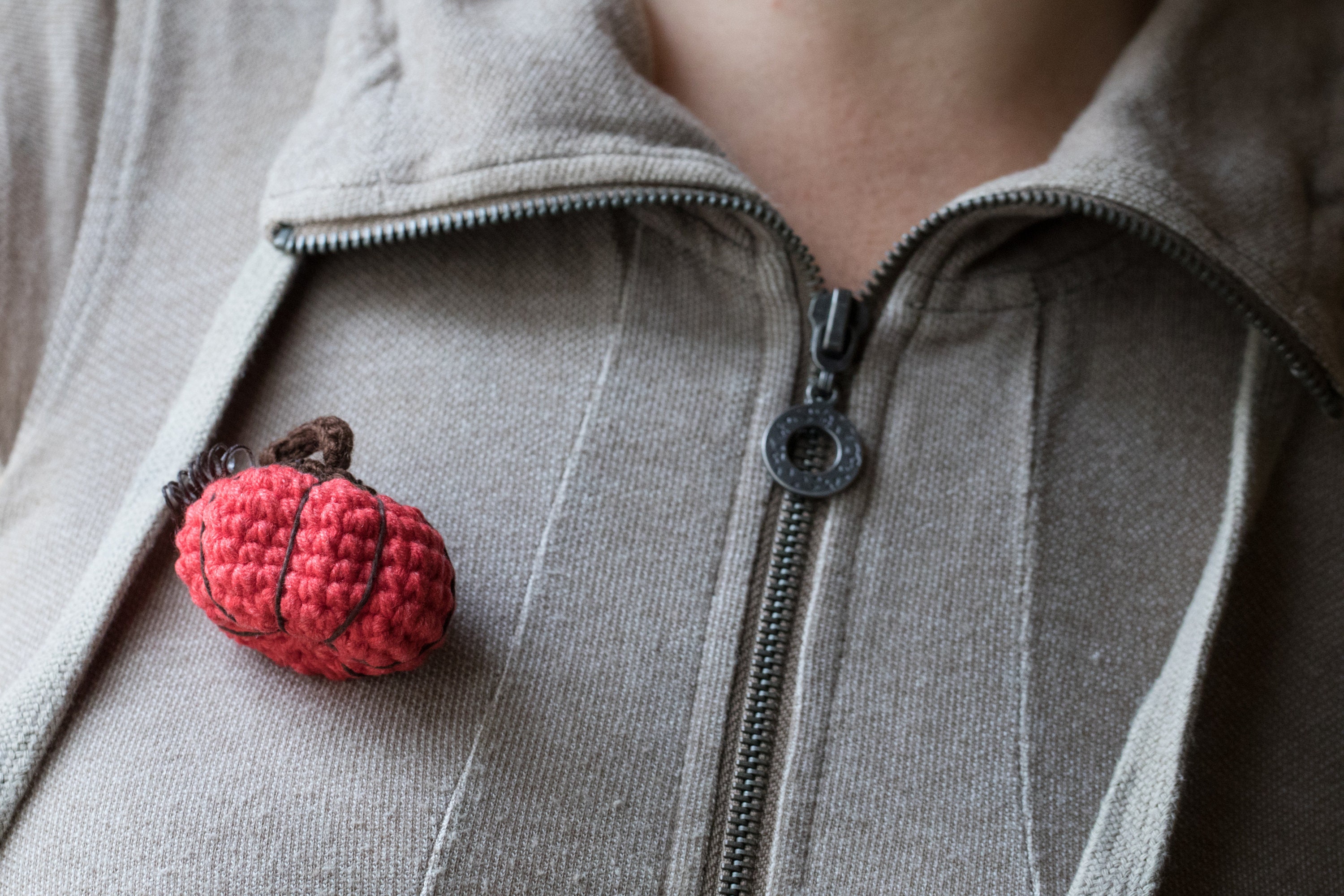 Pumpkin pin Cute Mini Crochet Pumpkin pin Autumn fall brooch | Etsy