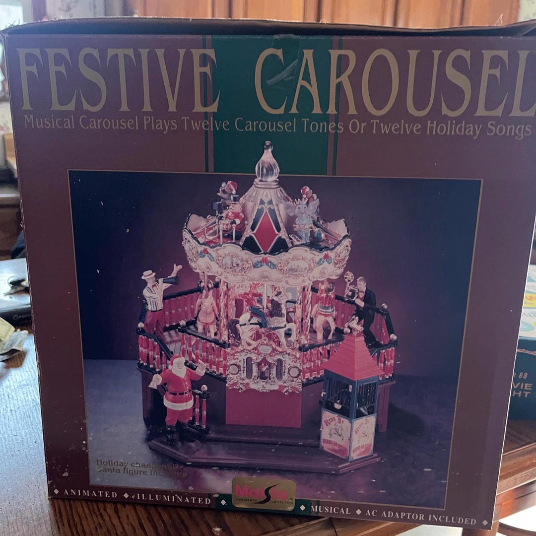 FESTIVE CAROUSEL Musical Carousel Plays Twelve Carousel Tones or Twelve ...