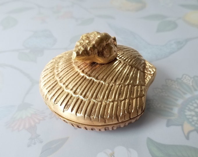 Brass Shell Box With Lid - Gold Scallop W/ Conch Knob - Vintage Fritz ...