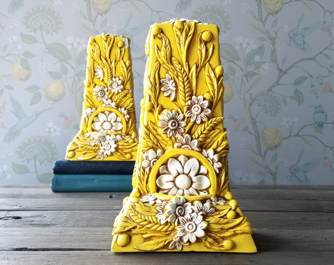 Large Floral Chalkware Bookends Yellow & White Rare Vintage Seventies ...