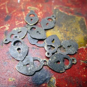 Rustic Brass Heart Charms 10 Oxidized Heart Locks Dark Patina Boho ...