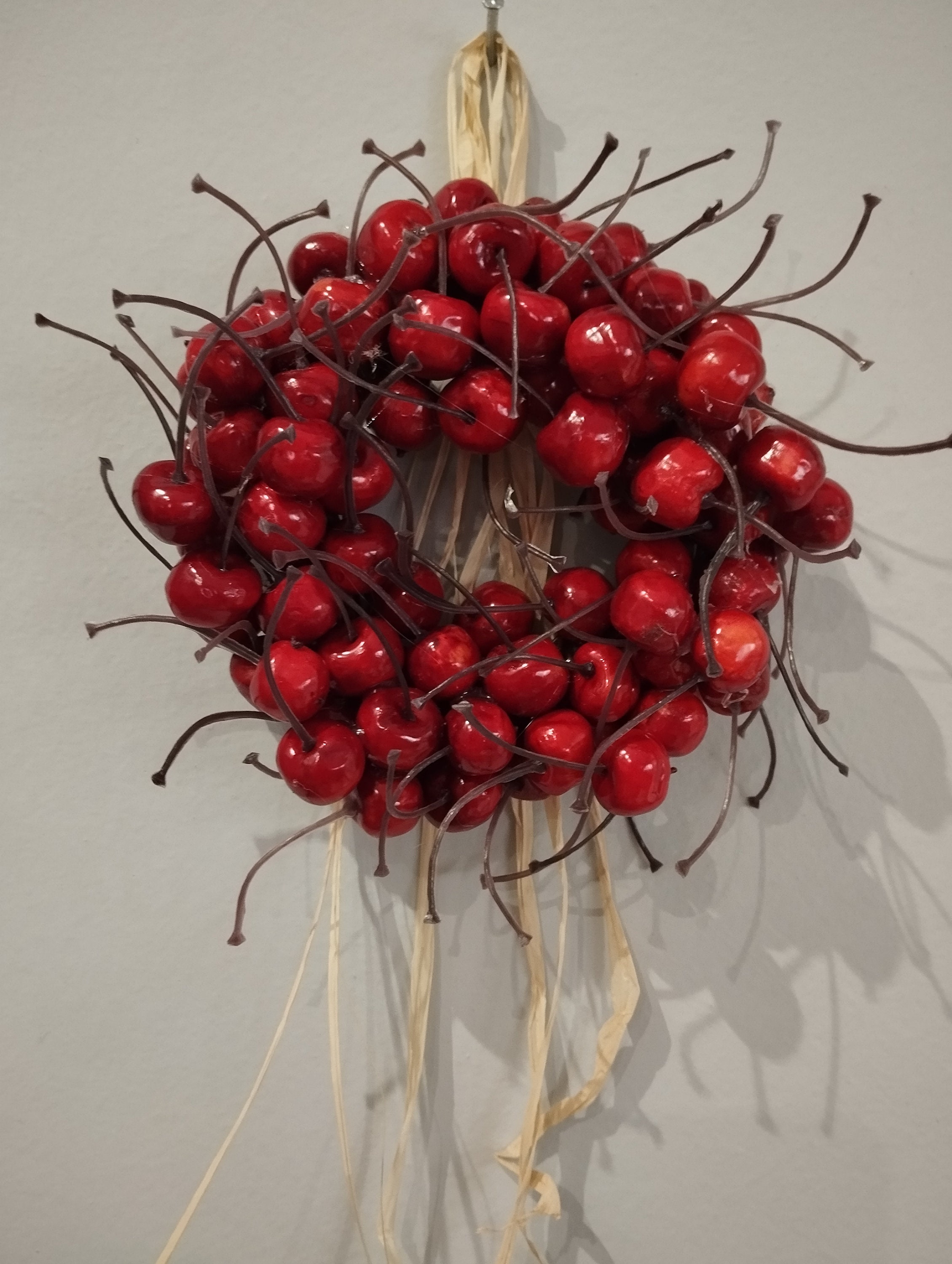 Mini Red Cherry Wreath: Rustic Farmhouse Kitchen Decor (15cm Diameter ...