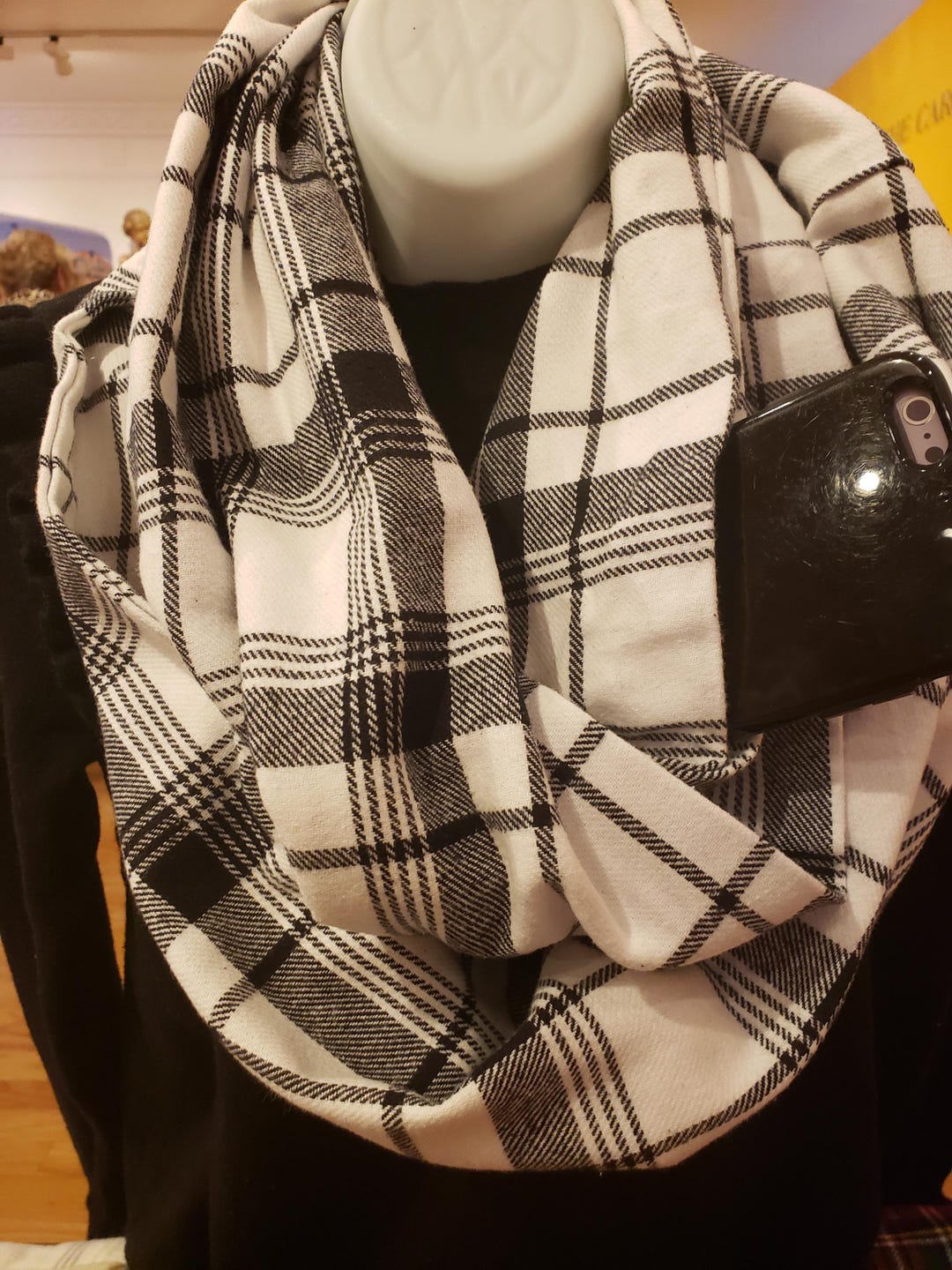 Black/white Infinity Pocket Scarf W/zipper - Etsy