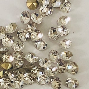 Pointed Back Shiny Crystal Rhinestones, Clear Chatons Cone Foiled Nail ...