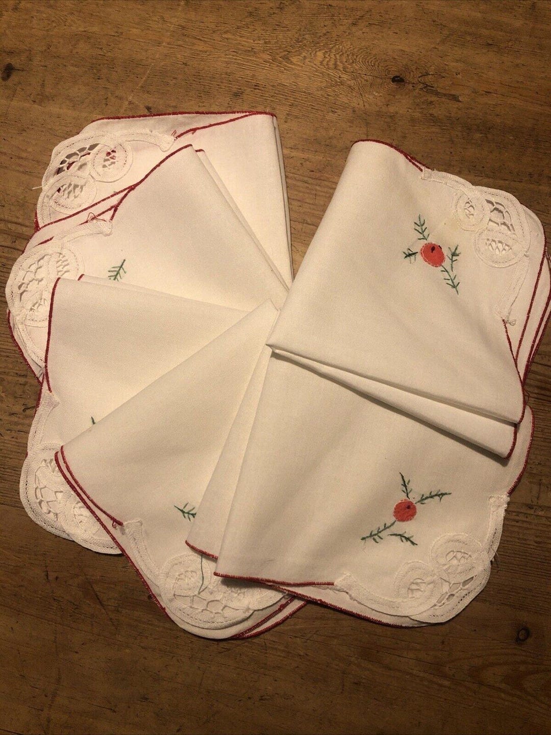 Vintage Set of 6 Napkins With Hand Embroidery Detail - Etsy