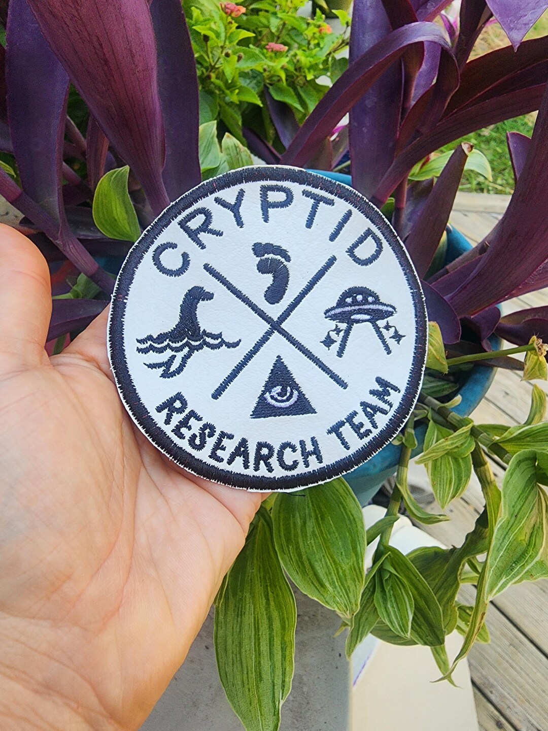CRYPTID RESEARCH TEAM Round Patch, Fashionably Twisted, Free Shipping ...