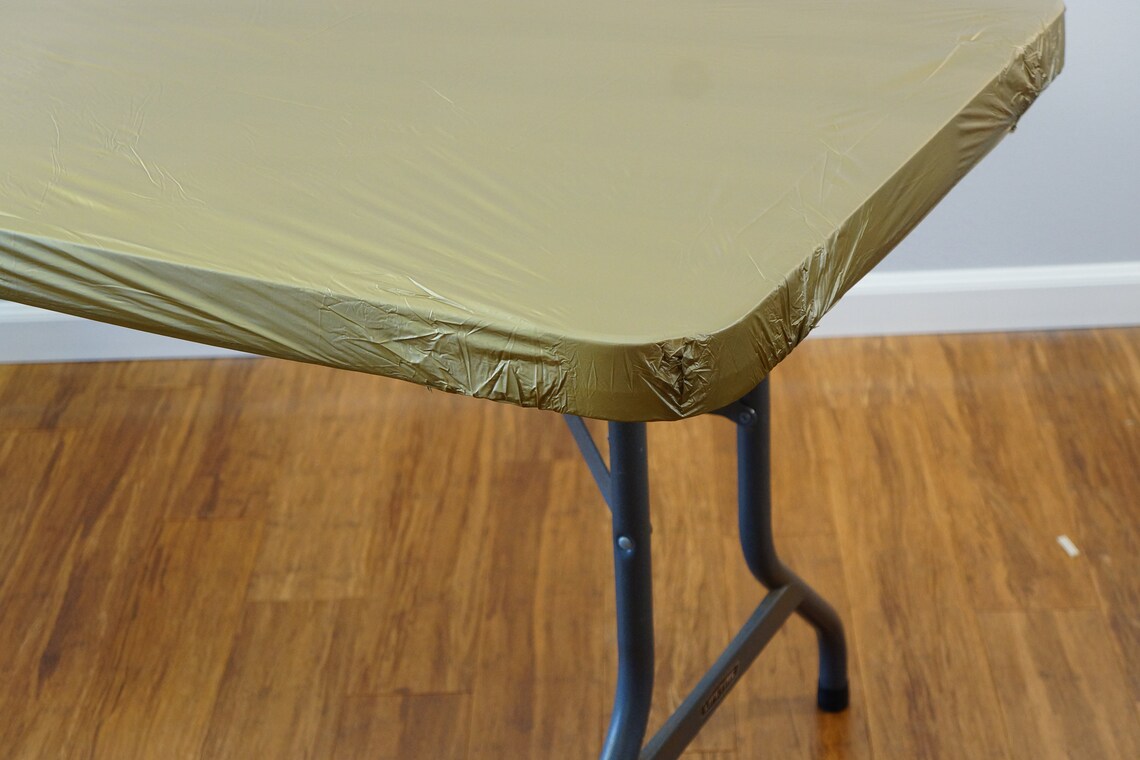Metallic Kwik Covers Plastic Fitted Stretchable Tablecloths, Fitted ...