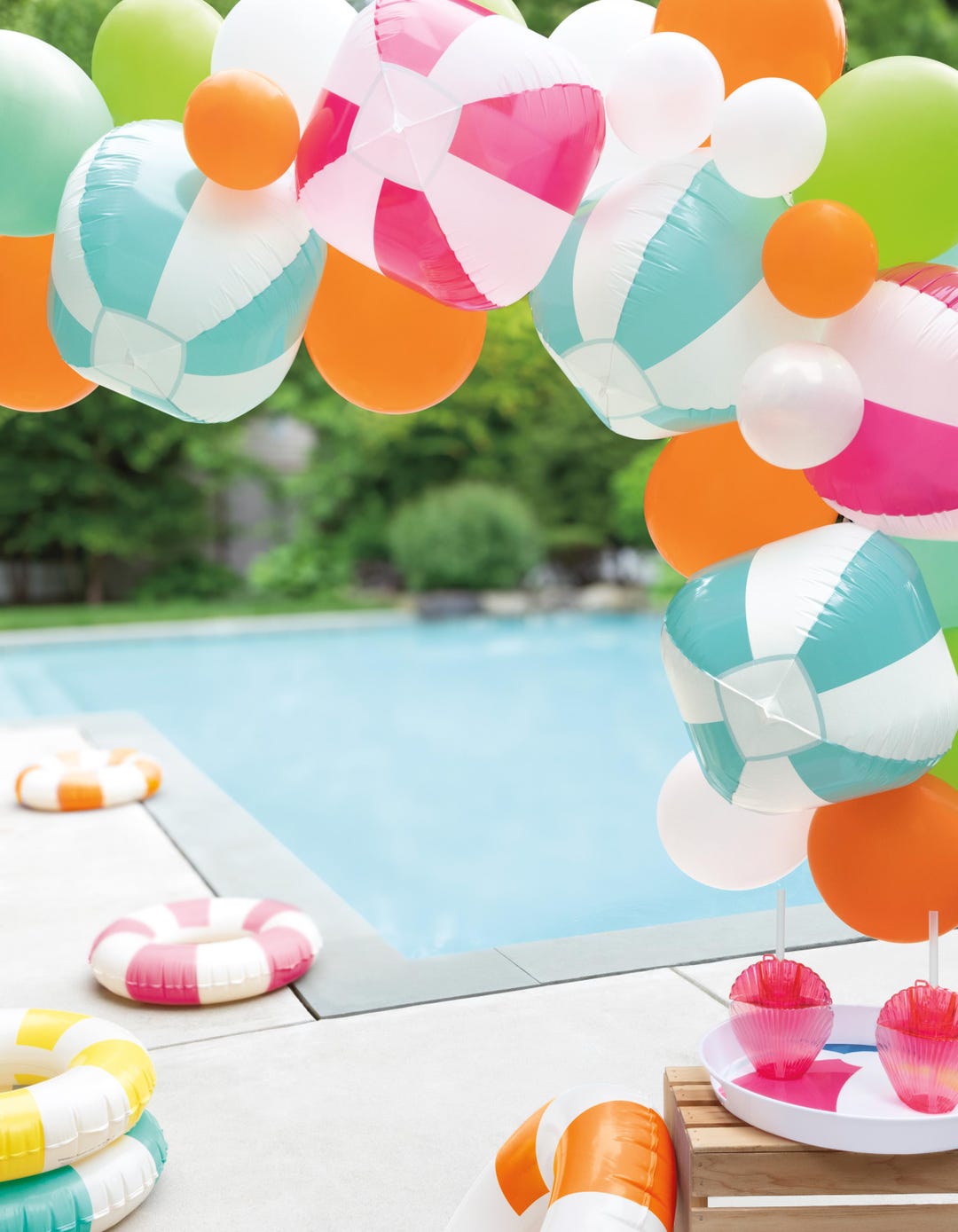 Beach Ball Summer Balloon Garland Kit, Outdoor Decor, Party Decorations ...