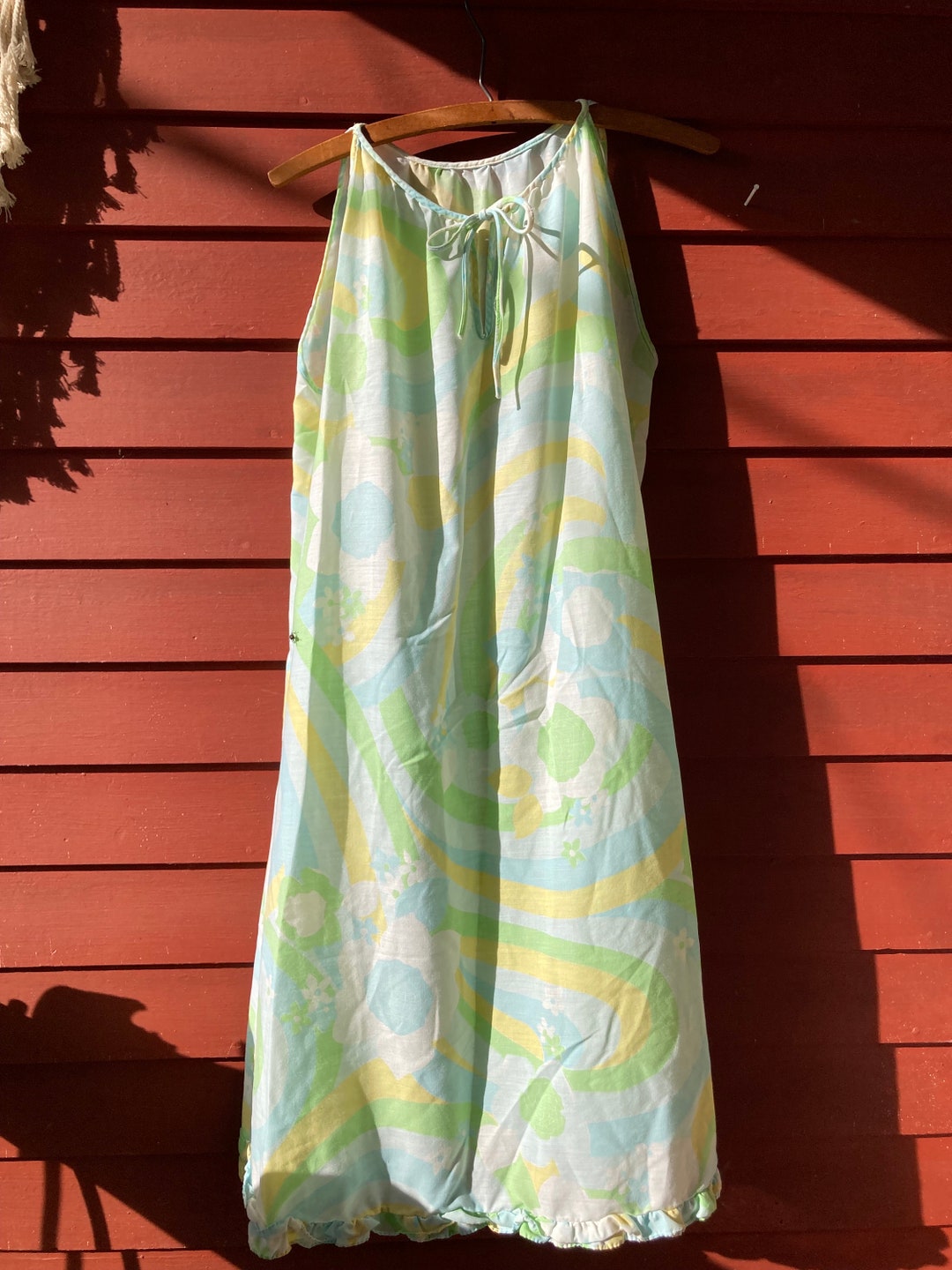 1960s Psychedelic Nightie Such Fun Colors in a Floral Crazy Swirling ...