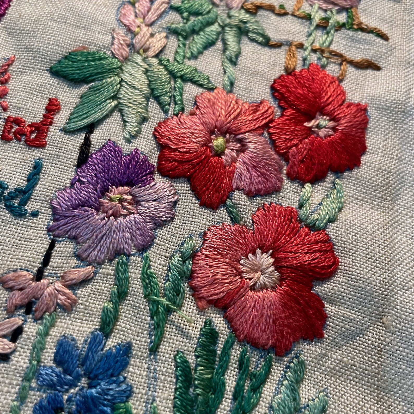 Vintage Embroidery on Linen Garden Poem Flowers Garden Therapy Vintage ...