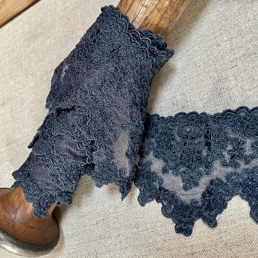 Vintage French Lace Rococo Details Flowers Shells 140cm Length Slate ...