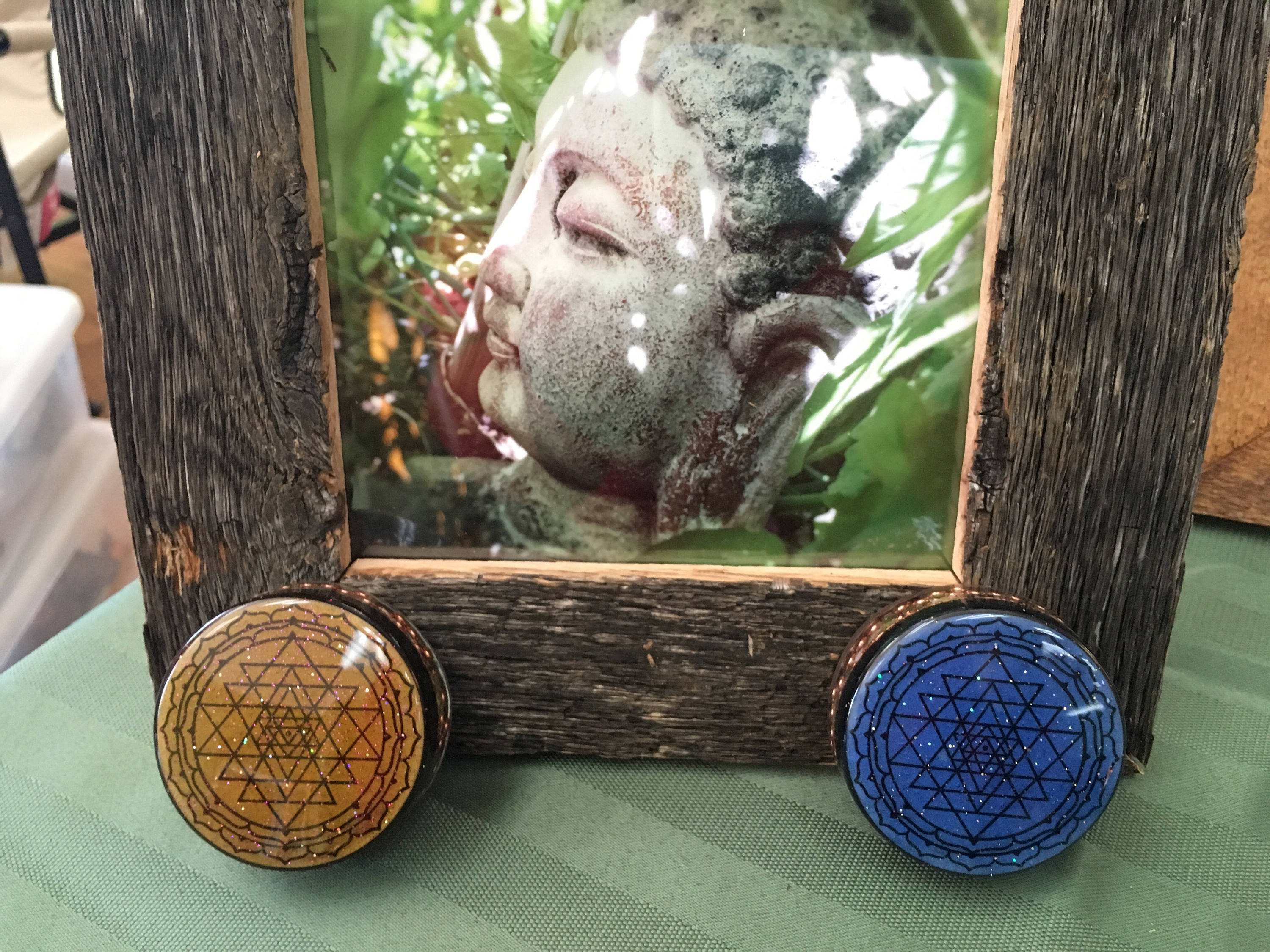 Holographic Sri Yantra tower buster with Shungite Peridot | Etsy