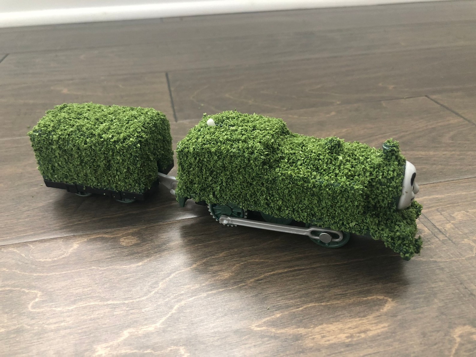 Tom Moss the Prank Engine - Thomas the Train MODIFIED Trackmaster Train ...