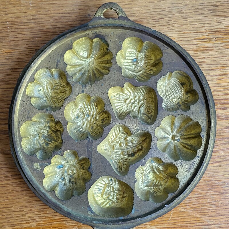 Cast Iron Mold - Etsy