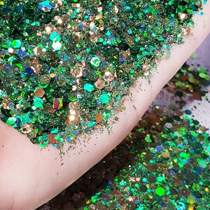 Happy Holly Color Shift Glitter, Green to Gold Color Shift Glitter ...