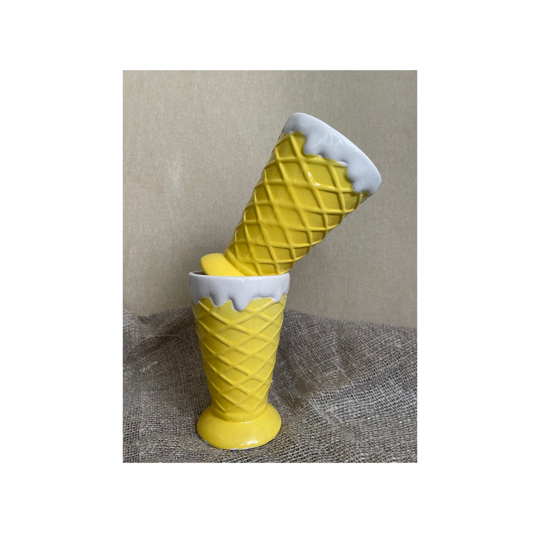 Set of 2 Ceramic Cones Vintage Ice Cream Cones Yellow White - Etsy