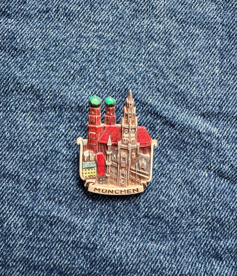 German Vintage Pins: Retro Bavarian Octoberfest Travel Souvenir - Etsy