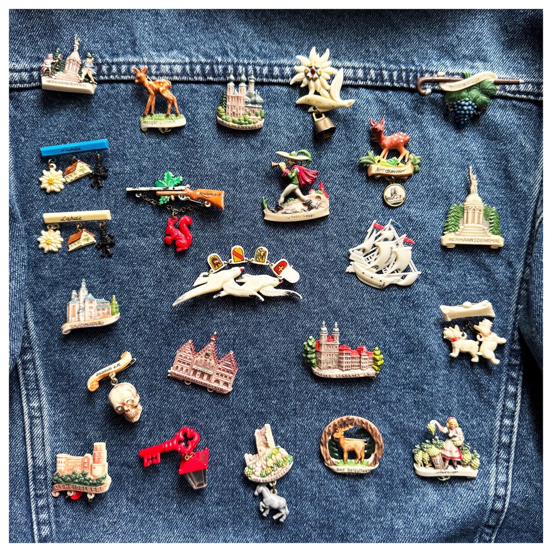 Vintage German Souvenir Hat Pin Brooch: Bavarian Oktoberfest Lapel Pin ...