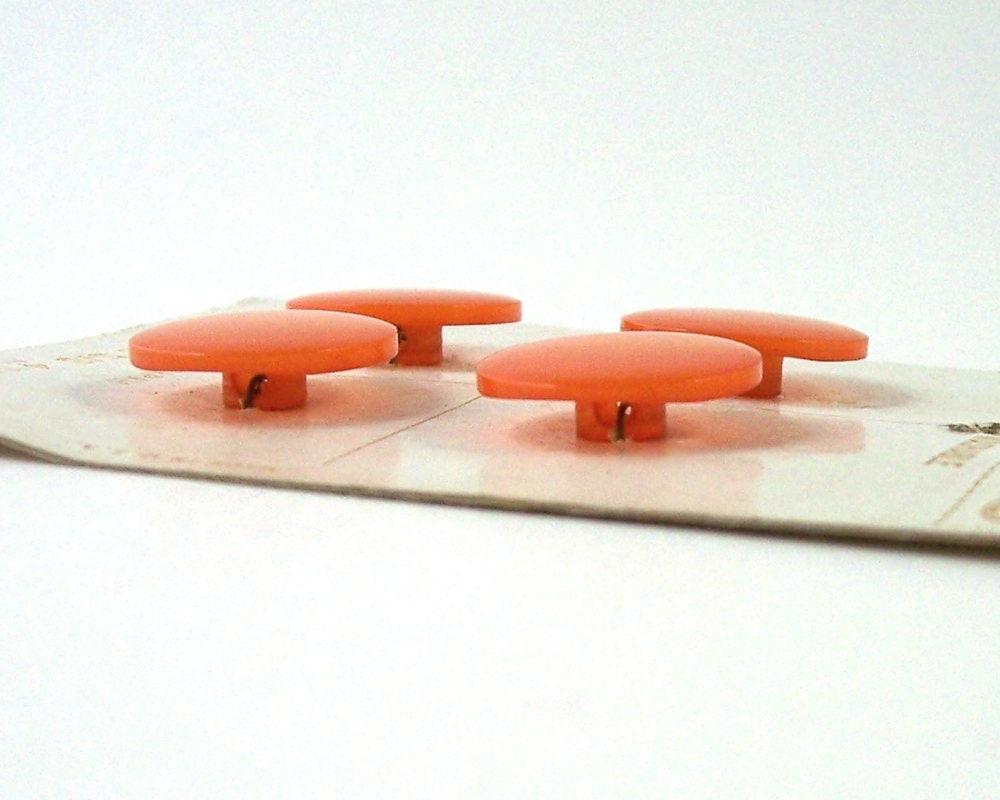 4 Orange Pearlescent Plastic Buttons, 11/16 Diameter, 17.5 Mm, Size 28 ...