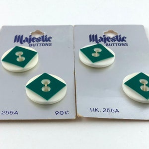 4 Plastic Buttons, Under 7/8" Dia., 22 Mm, Size 34, 2 Hole, Washable ...