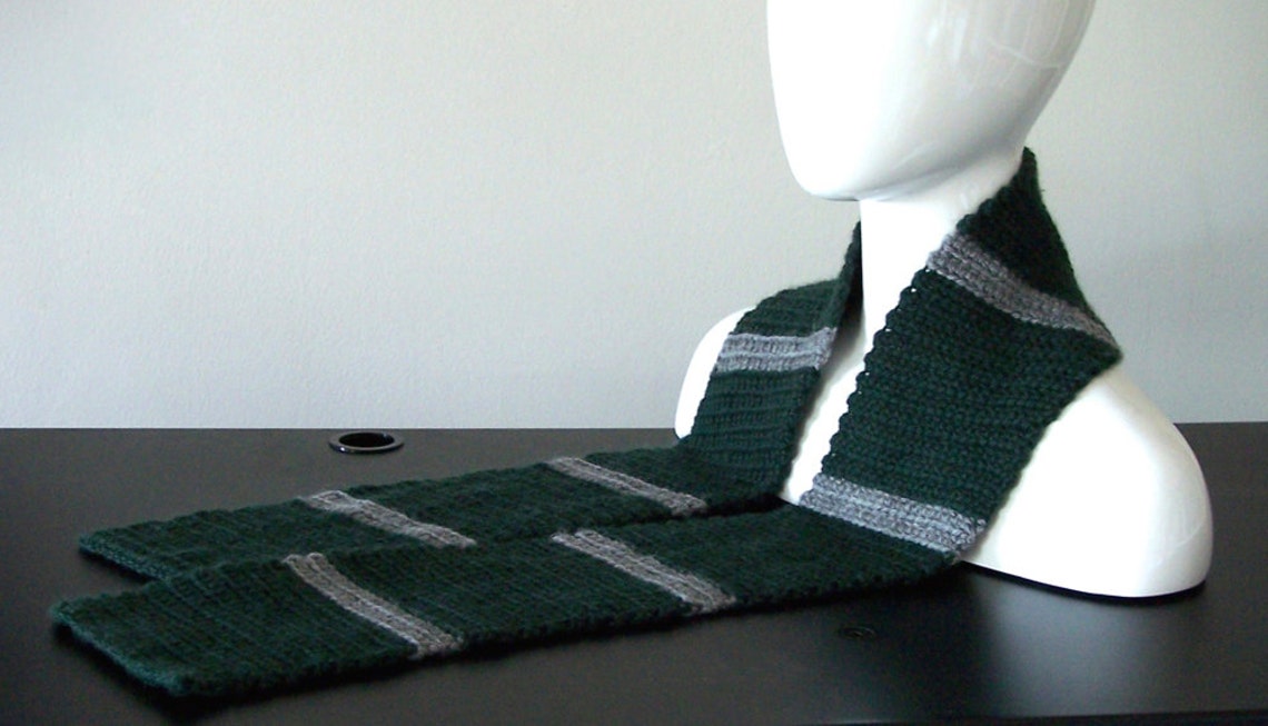 Short Scarf, Thick Wool, Dark Green With Gray Slanted Stripes, 100% ...
