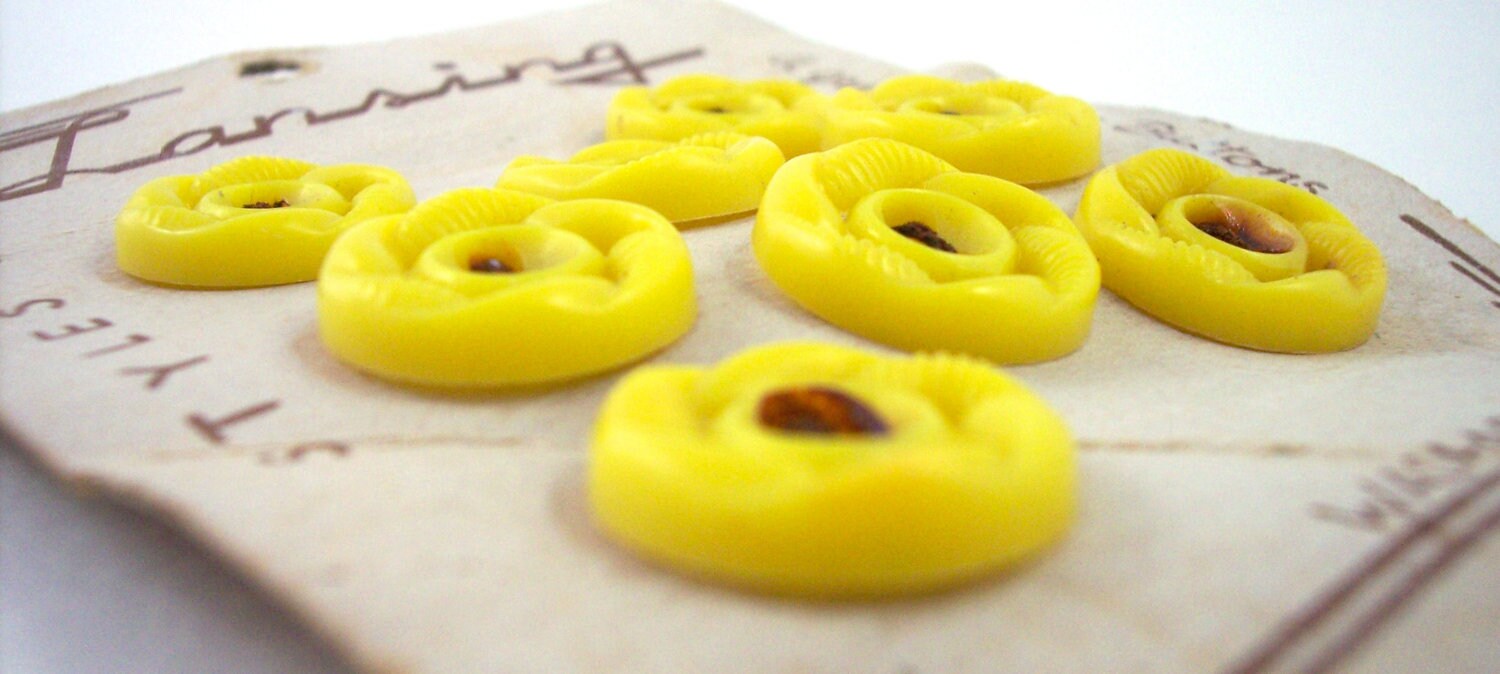 8 Yellow Buttons, Almost 5/8 Dia., 15mm, Two-hole, Bright Yellow Color ...