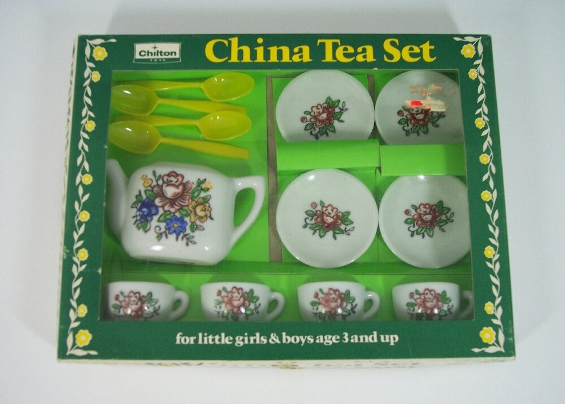 1970s Miniature China Tea Set by Chilton Toys, 13 Pc., Teapot, Cups ...