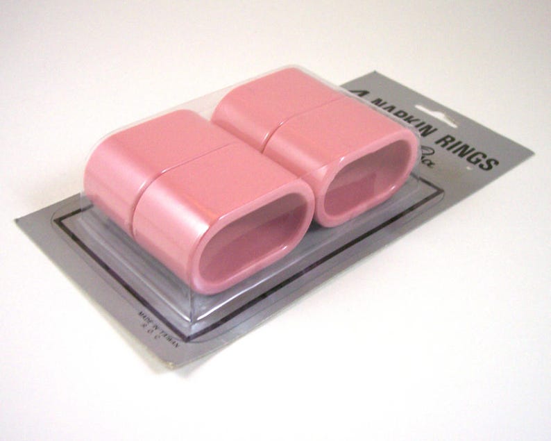 Set of 4 Dusty Pink Plastic Napkin Rings Styled by Lisa - Etsy