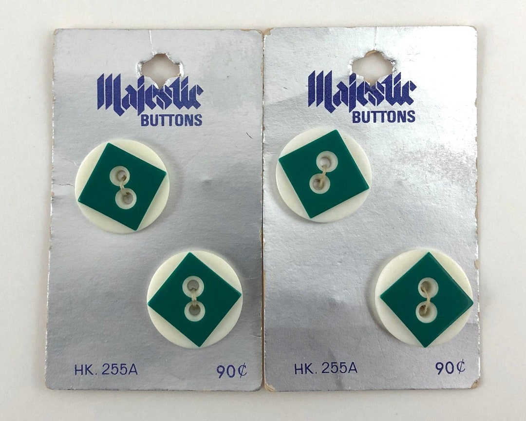 4 Plastic Buttons, Under 7/8" Dia., 22 Mm, Size 34, 2 Hole, Washable ...