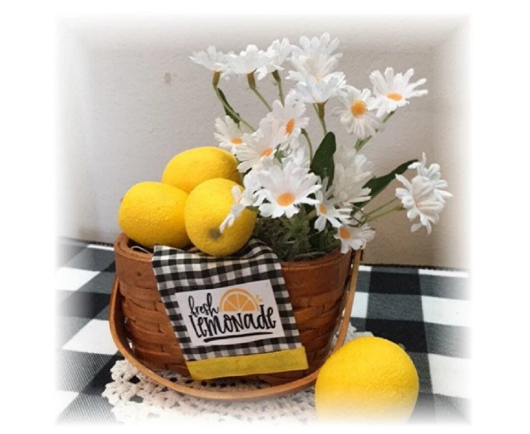 Fresh Lemonade Mini Basket With Daisies for Your Tiered Trays Lemon ...