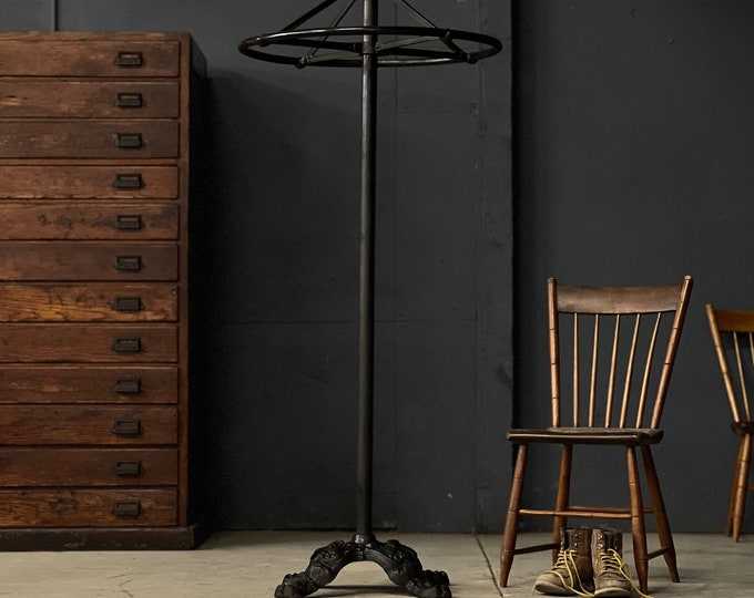 Antique Garment Rack, Rotating Coat Rack, Rounder, Revolving Clothing ...