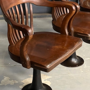 Antique Jury Chairs, Set of Four Revolving Juror Chairs With Cast Iron ...