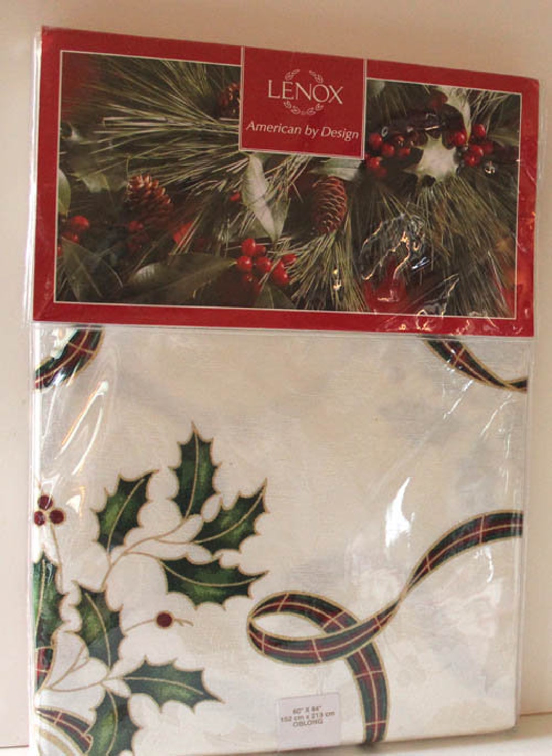 Lenox Holiday Nouveau Ribbon Tablecloth - Holiday Nouveau Ribbon Damask ...