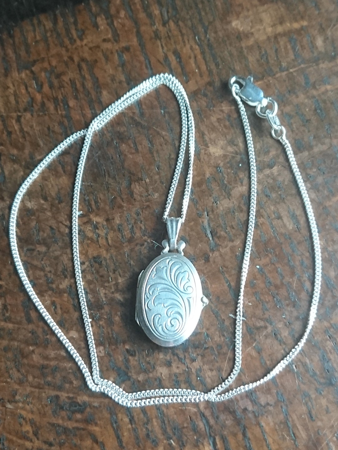 Vintage Sterling Silver Locket and Chain - Etsy