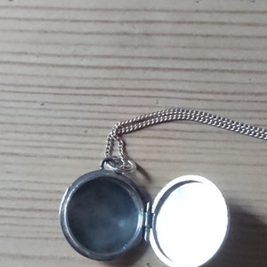 Vintage Sterling Silver Round Locket and Chain - Etsy