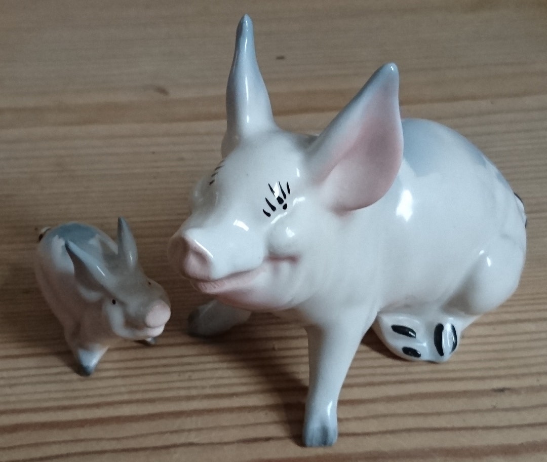 Vintage Beswick China Mother and Baby Pigs - Etsy
