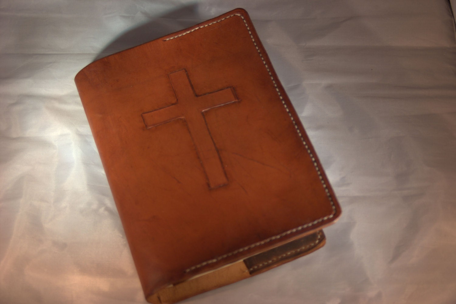 Custom Handmade Leather Bible Cover "old Rugged Cross" - Etsy