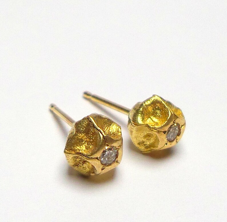 Kiss Earrings Gold Earrings 18K Solid Gold Earrings - Etsy