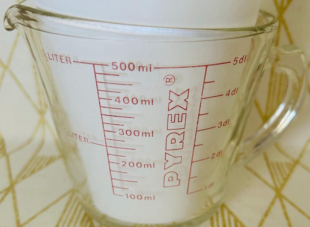 Pyrex Measuring Cup D Handle Holds 2 Cups - Etsy