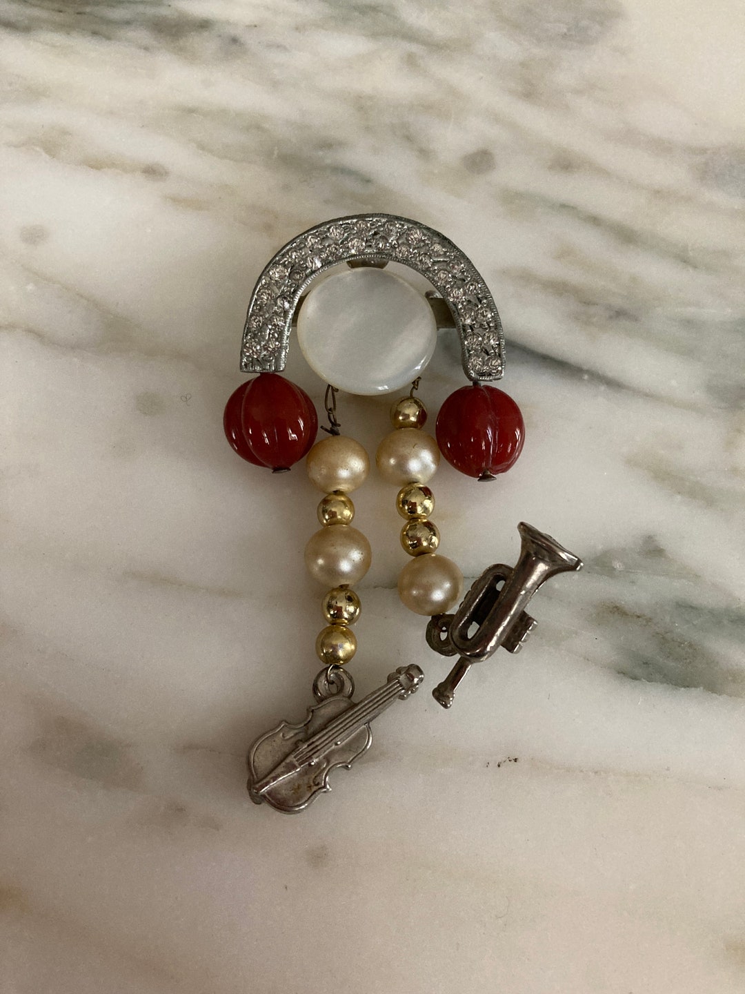 Broche faite main, cadeau de musicien, breloque violon, breloque ...