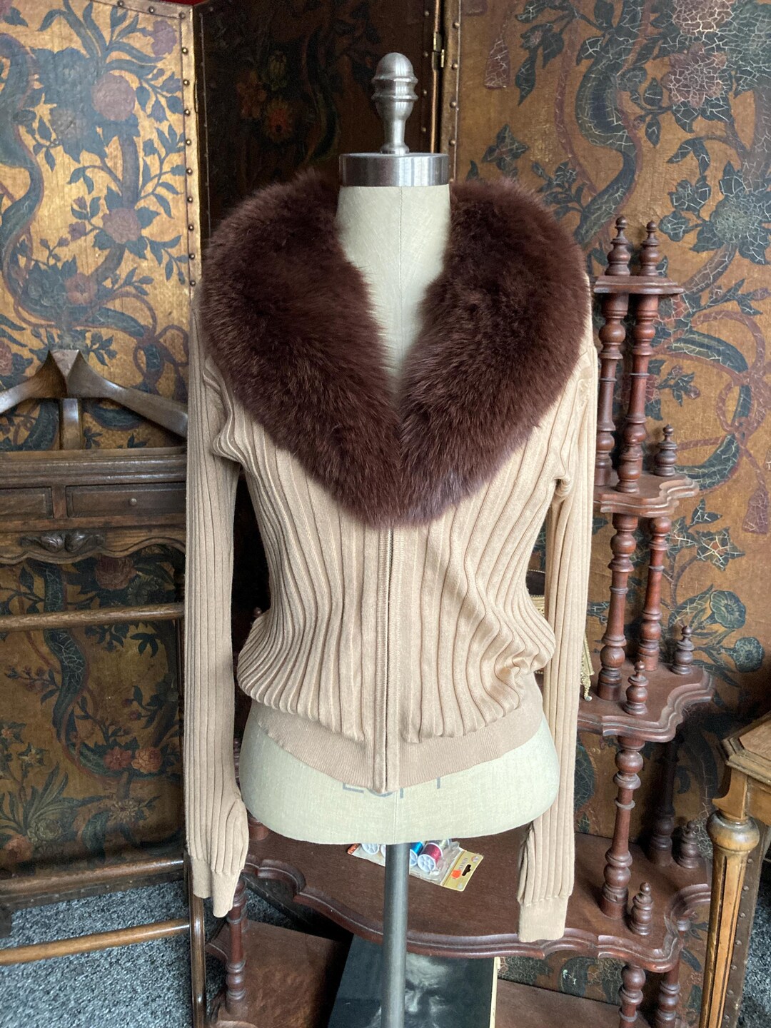 Vintage, Wayne Rogers, Fox Collar, Zipper Front. Beige, Ribbed Sweater ...