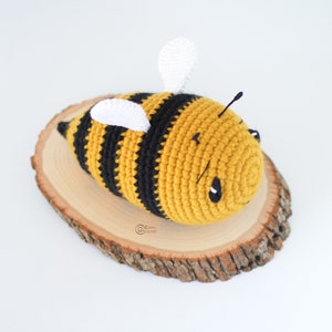CROCHET PATTERN - Amy the Squishy BEE/ Amigurumi / Stuffed Doll / Easy ...