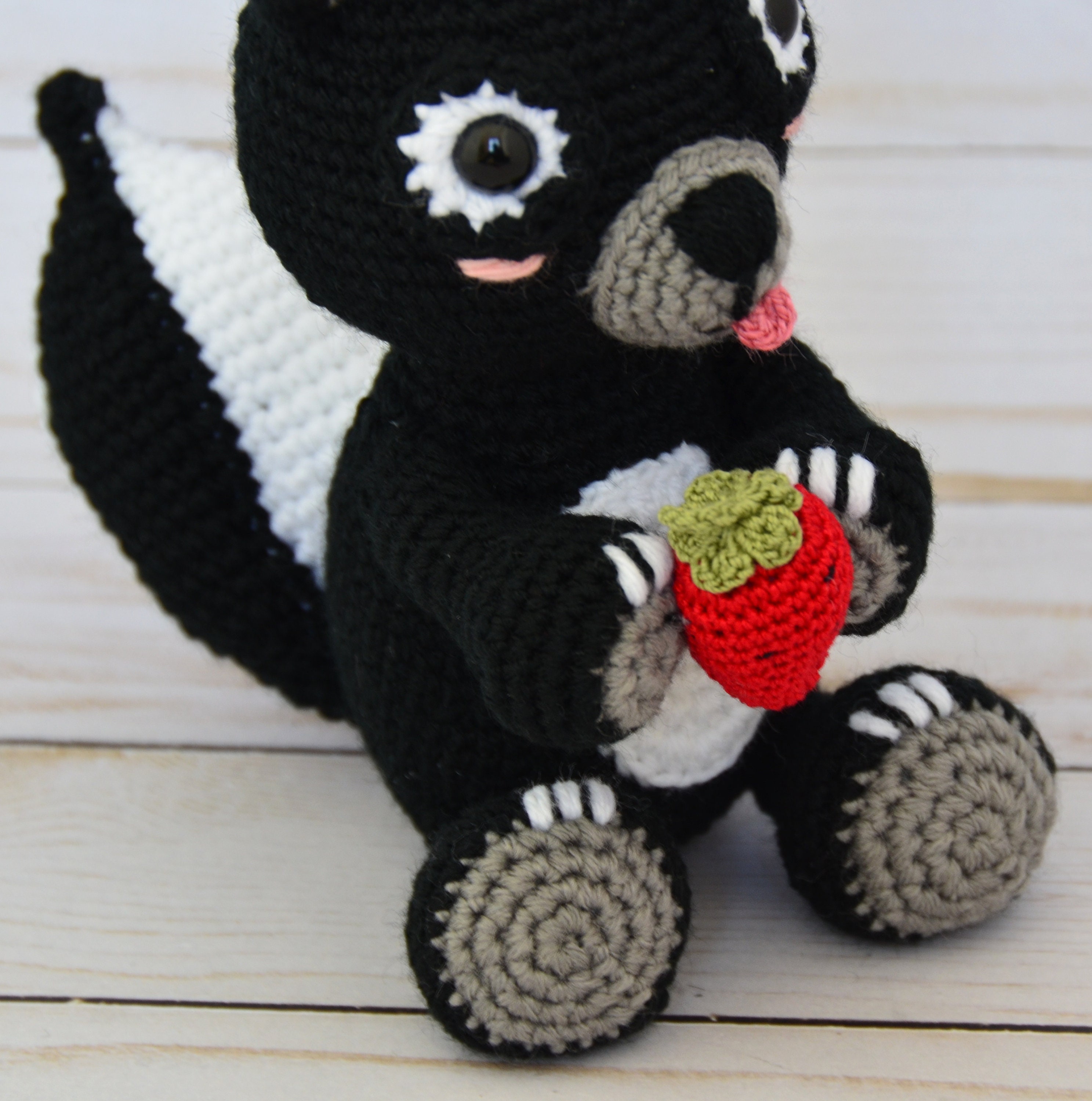 Punky the SKUNK | PDF Amigurumi Crochet Pattern | English Only - Etsy