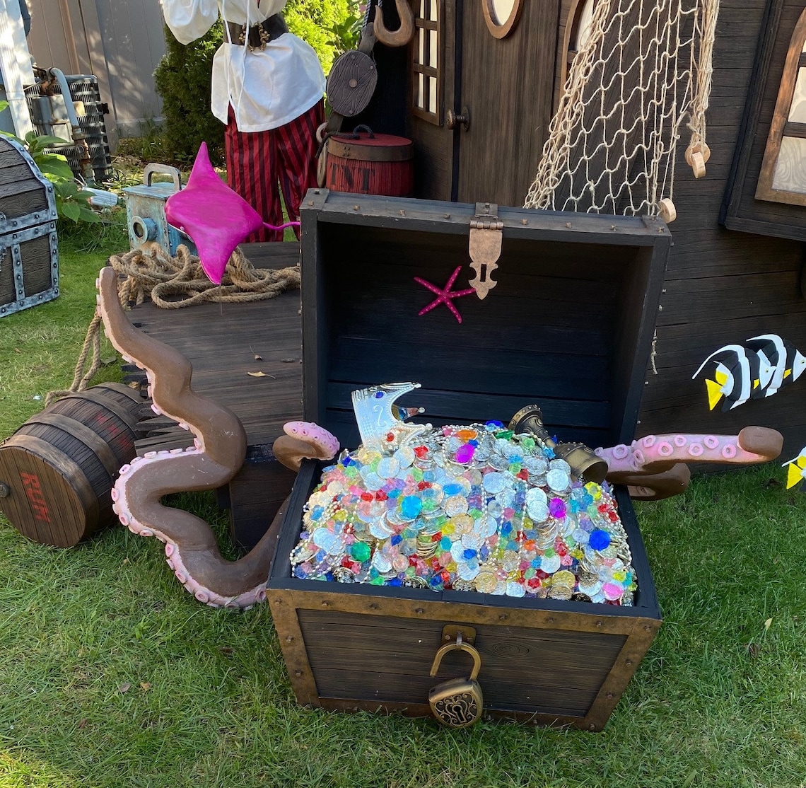 Treasure Chest Prop - Etsy