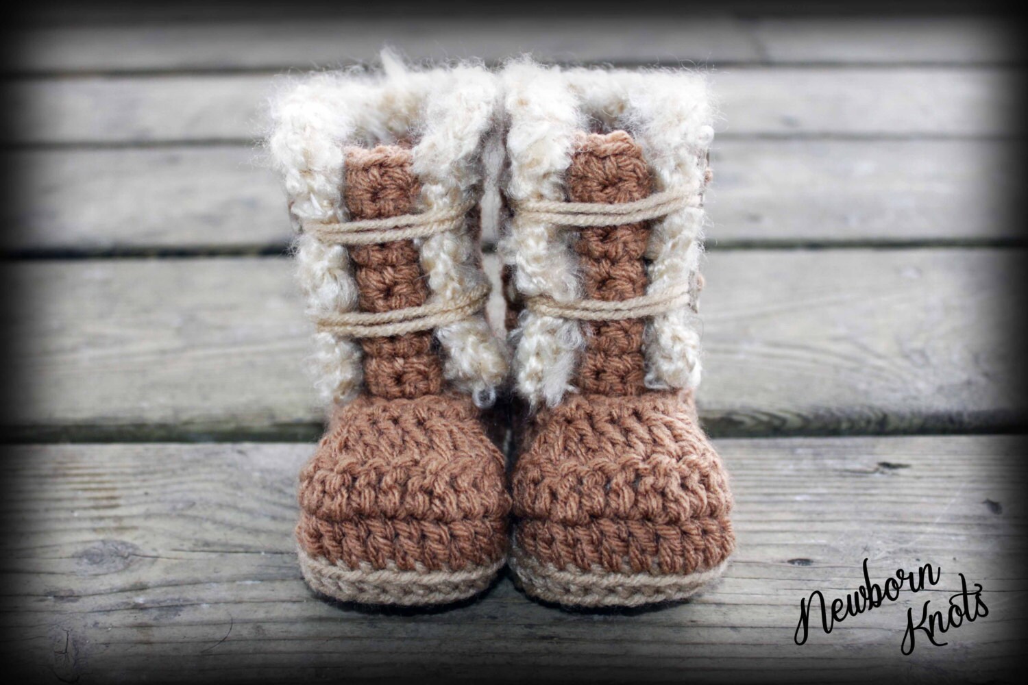 Crochet Baby Booties Pattern Boys or Girls Fur Trim Booties/ - Etsy